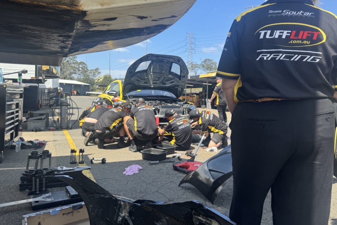 TCR Australia news: Soutar’s TCR title takes a hit with crash in Race 2 ...